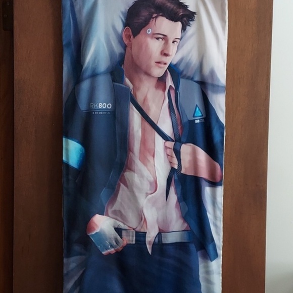 Brandy Melville | Bedding | High Daki Iso Detroit Become Human Connor ...
